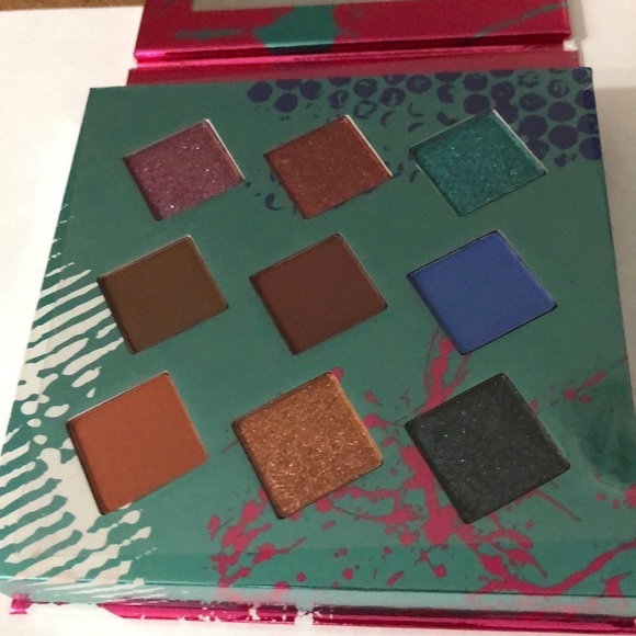 Hank & Henry | Makeup | New Hank Henry Living In Color Eyeshadow ...